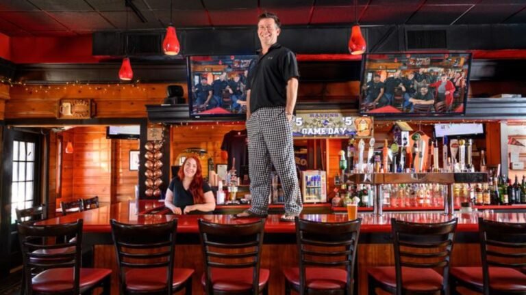 Comedy Venues That Offer Open Mic Nights