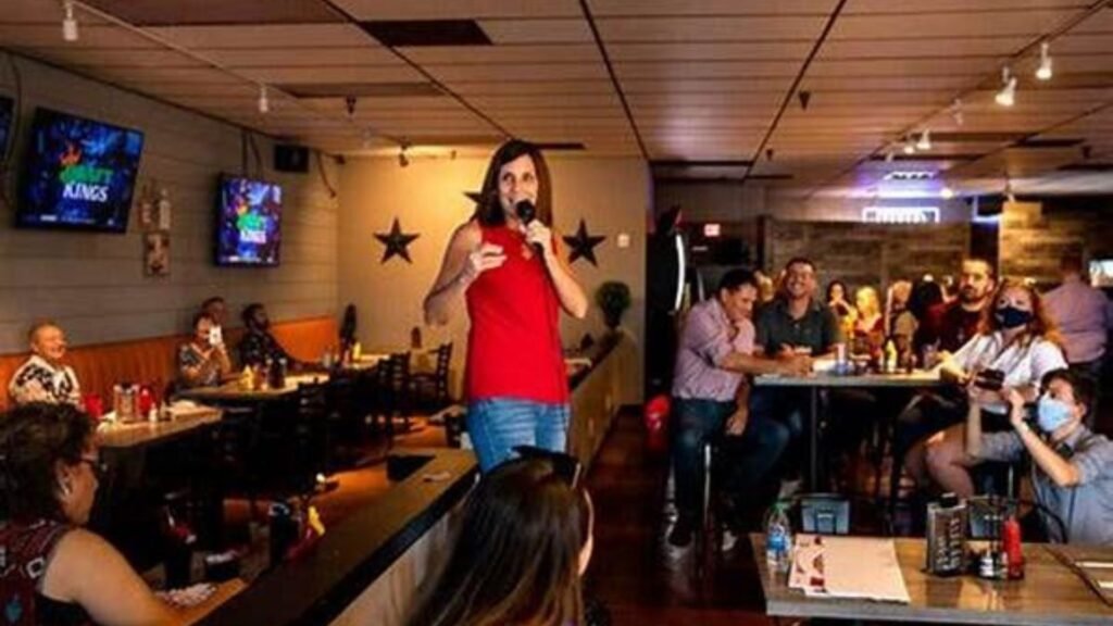 Comedy Venues That Offer Open Mic Nights